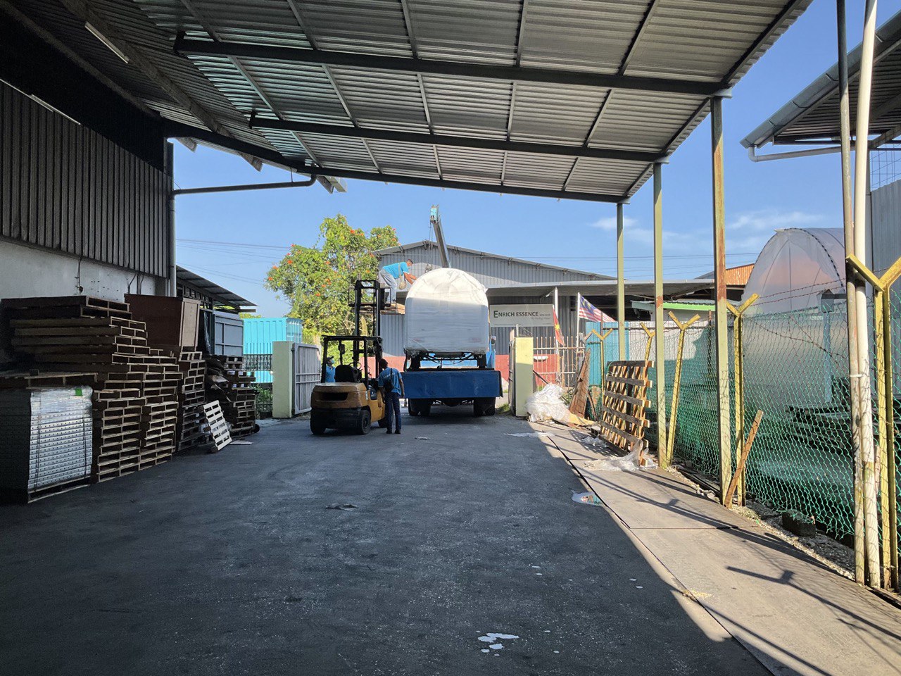 Food Cart Delivered with Ease: Arkod Smart Logitech's Successful ...